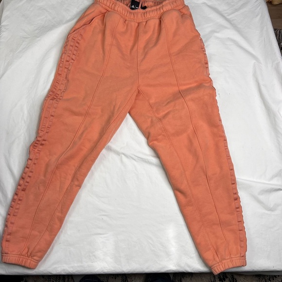 IVY PARK | Pants & Jumpsuits | Adidas Ivy Park Pants Womens S Peach Sweatpants Jogger Oversized ...